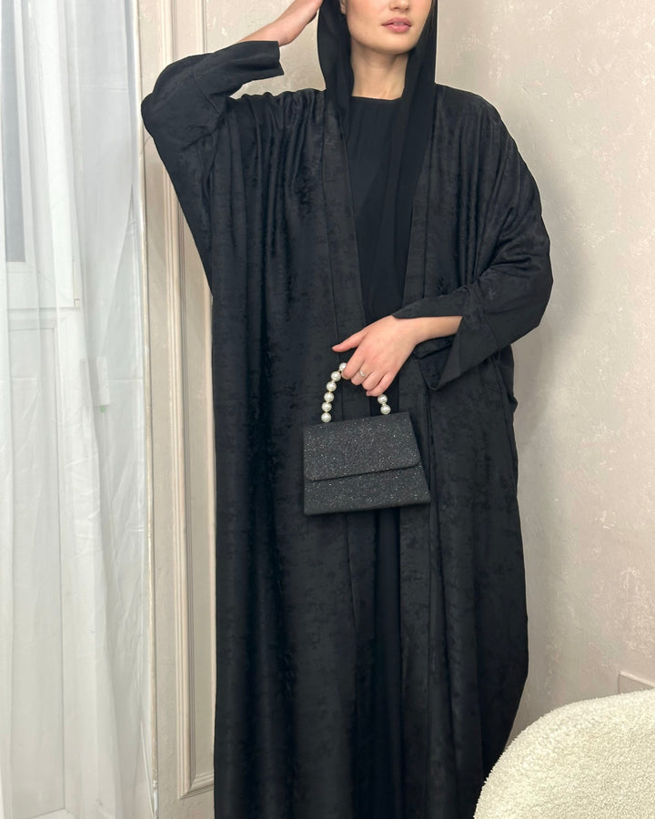 Arabic Calligraphy T-shirts / Embroidered Abayas – Dal Clothing
